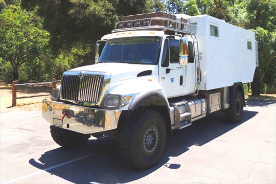 UNICAT 4x4 Expedition Truck